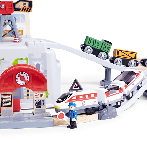 Mega Metropolis Train Bucket Set | E3773